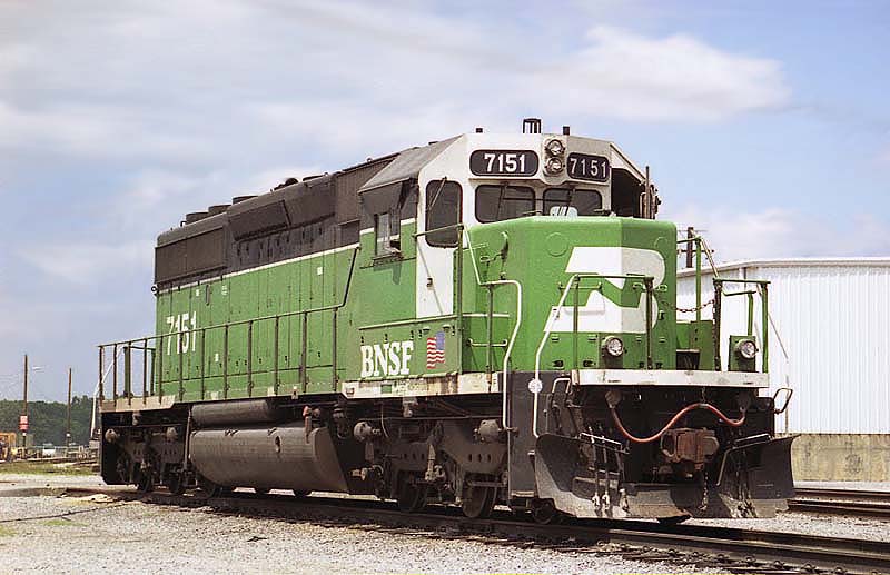 BNSF 7151 West - Barstow, CA | RailroadForums.com - Railroad Discussion Forum and Photo Gallery